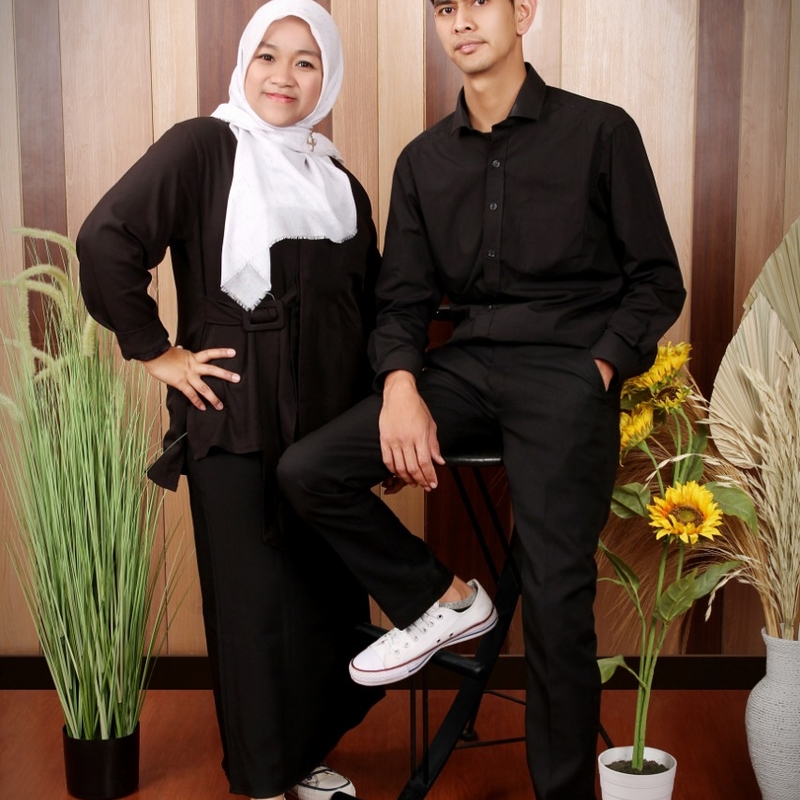 Website Pernikahan Muklis Sukmana dan Riris Hoerunisa